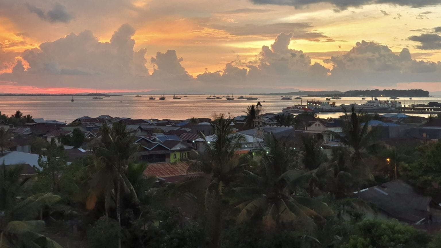 Sorong Travel Guide - Top Things To Do - divetip.com